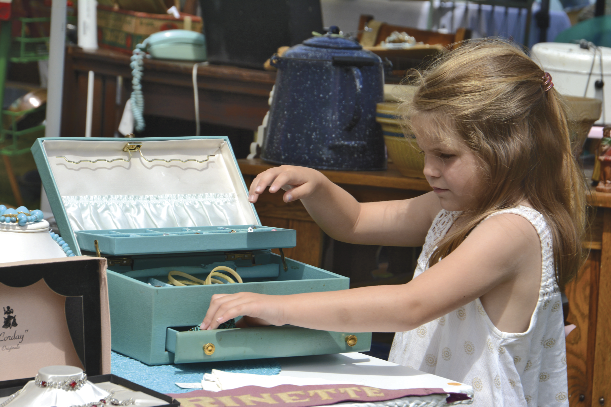 Thrifter Sisters | News, Sports, Jobs - The Mining Journal